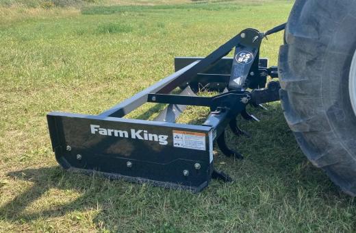 Farm King 4-wheel rake