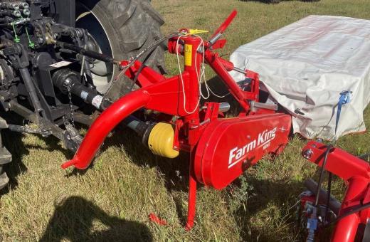 Farm King 4-wheel rake